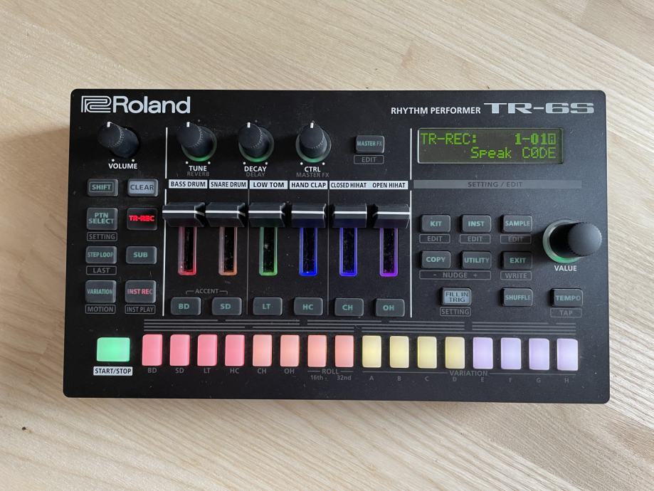 Roland TR-6S | Drum machine / Ritam mašina