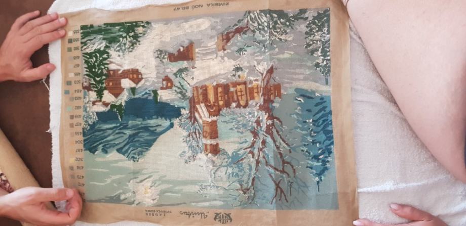 Gobleni unitas original- kamenita vrata, zimska noć i barokna vaza