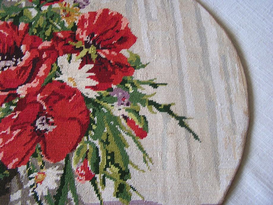 Veliki ovalni goblen *Poljsko cvijeće* - 72 x 53 cm