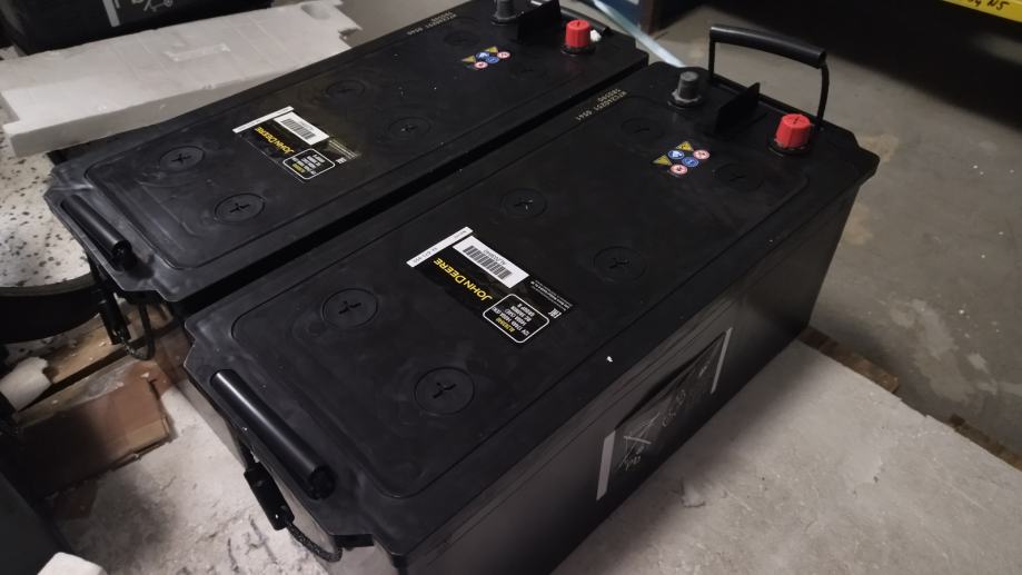 AKUMULATOR AL203840 12V 174AH 1400A JOHN DEERE - ORIGINAL