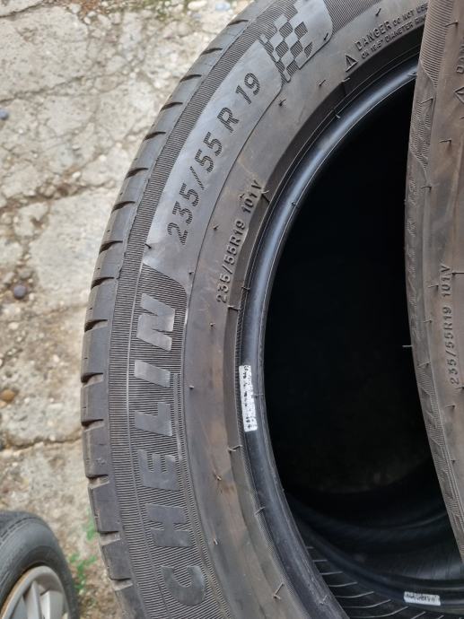 Michelin 235/55/19 DOT 22