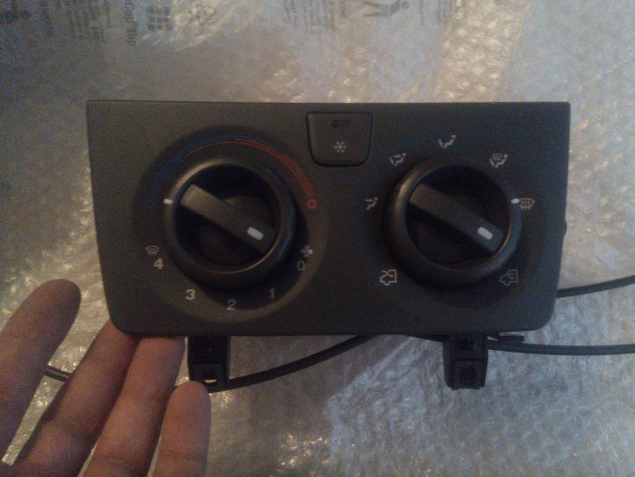 Regulator grijanja Citroen, Peugeot, Fiat. 6451.YF