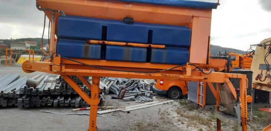 Samoutovarni posipač Schmidt & Rasco ralica