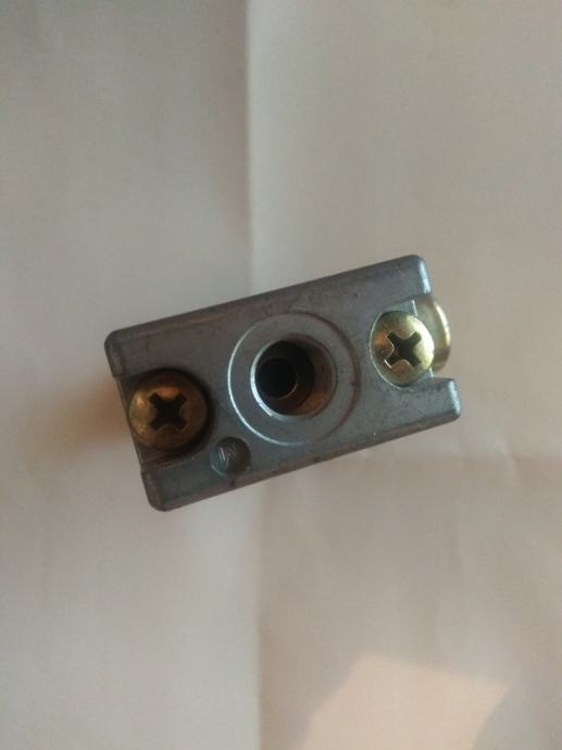 UPRAVLJAČKI VENTIL WABCO OEM:000 260 14 57/81 32734 6001 571 003 1040