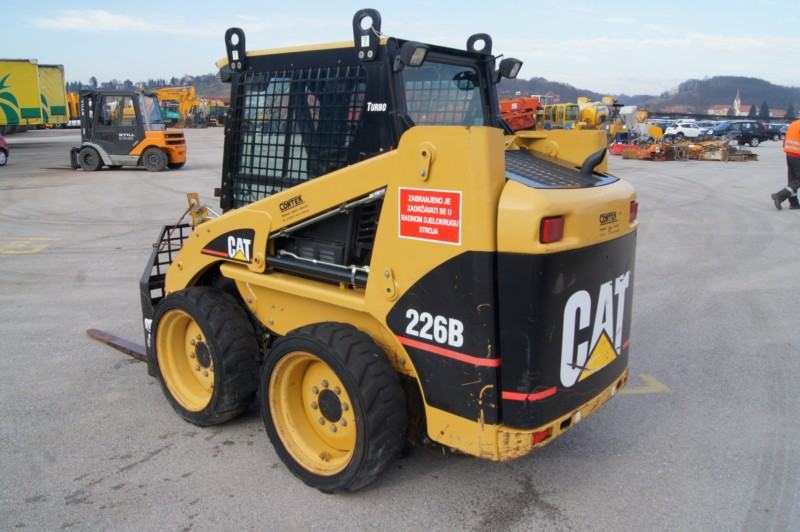 CATERPILLAR 226B (269)