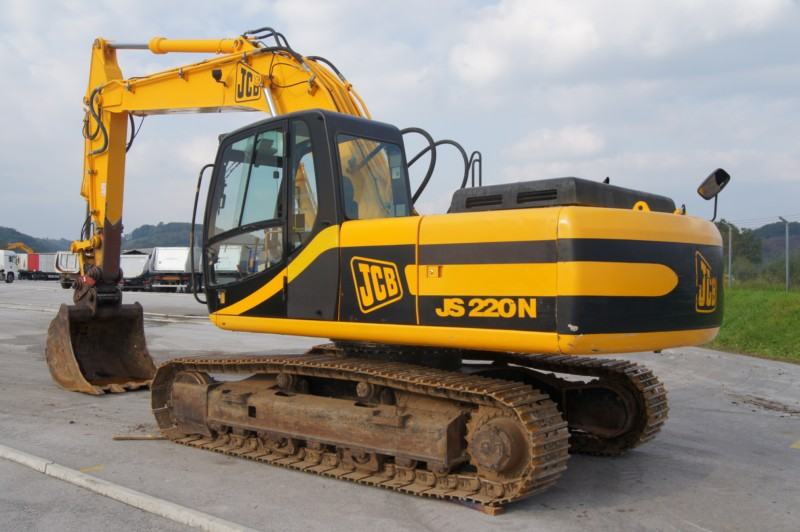 JCB JS 220 N (136)