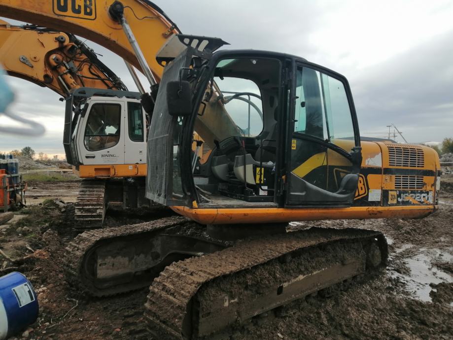 JCB JS 220 NC (453)