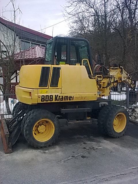 samohodni kopač KRAMER 808