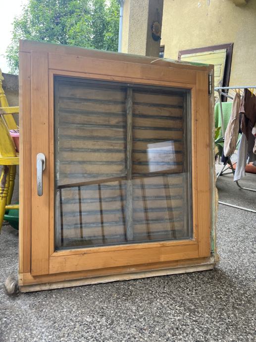 Drveni prozor 80x90