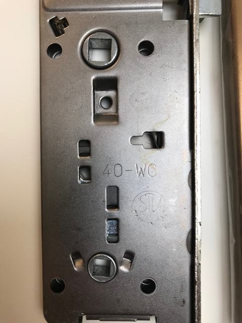 Brava za sobna vrata (3 kom i 1 set rozeta)