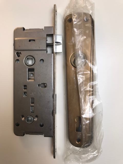 Brava za sobna vrata (3 kom i 1 set rozeta)