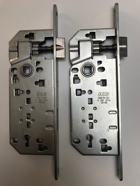 Brava za sobna vrata (3 kom i 1 set rozeta)