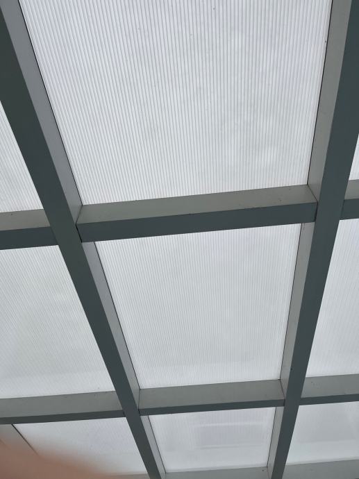 Kvalitetan Lexan - krov od plastike