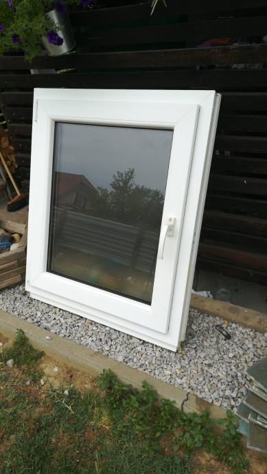 PVC PROZOR (duplo staklo, mutno)
