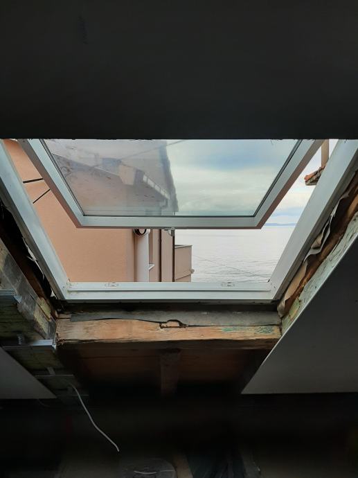 VELUX - Krovni prozor 114 x 140 cm - Najveći krovni Velux GPU S08