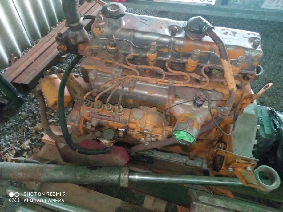 Komatsu motor 4D94-2