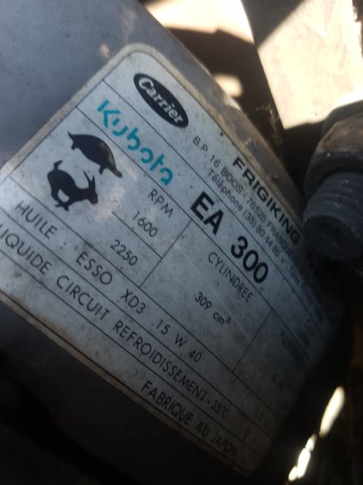 Motor KUBOTA EA300