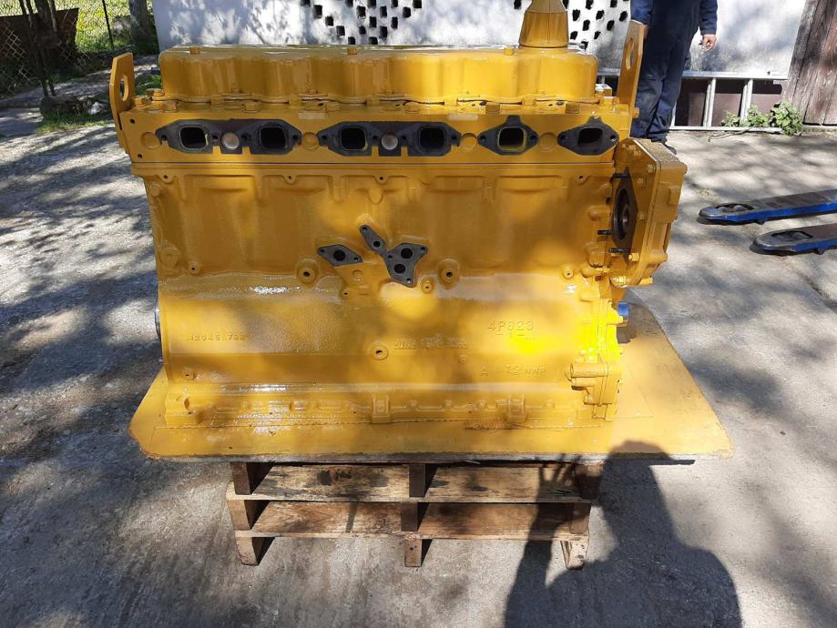 PRODAJEM LONG BLOCK CATERPILLAR 3306 DI