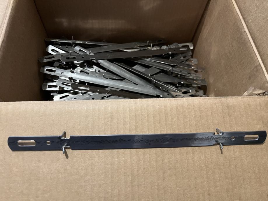 Distanceri (žileti) 20cm za oplatu