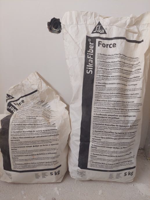 Sika fiber force vlakna dodatak betonu. cca 8kg.
