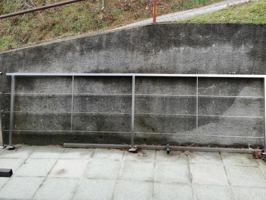 Inox ograda!!! Hitno