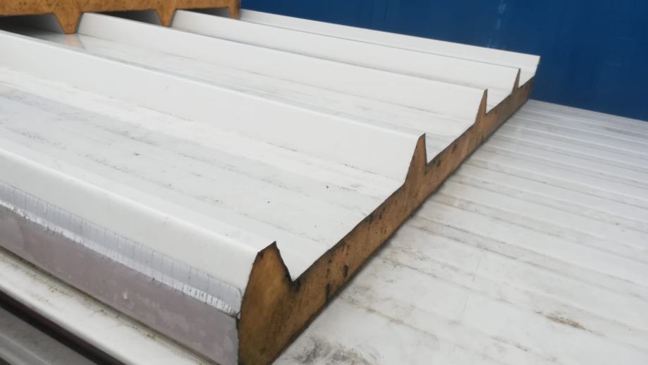 KROVNI PANEL 50 MM RAL 9002 - 110 KN/M2+PDV - RASPRODAJA