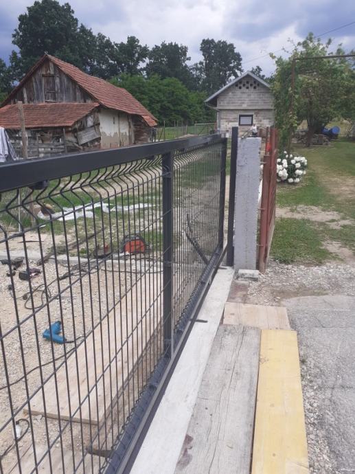 Metalna ograda