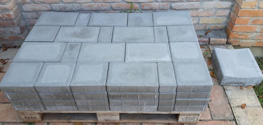 Opločnici Semmelrock Rettango