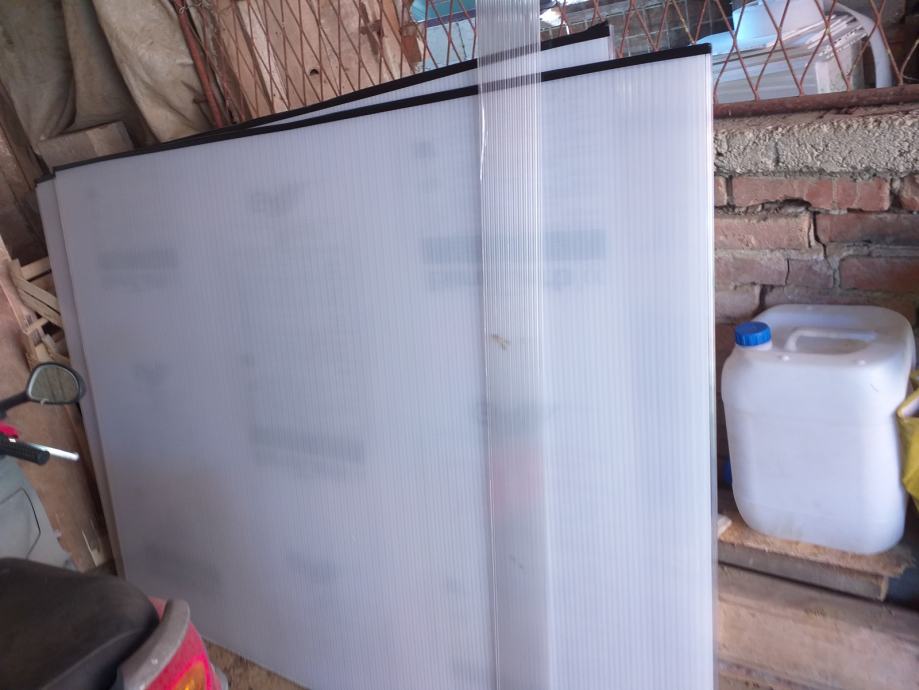 Polikarbonatne ploce lexan