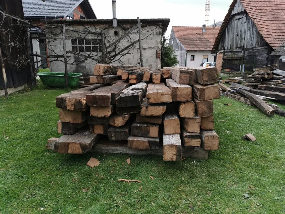 Na prodaju stare hrastove grede, planjki, daske, fosne
