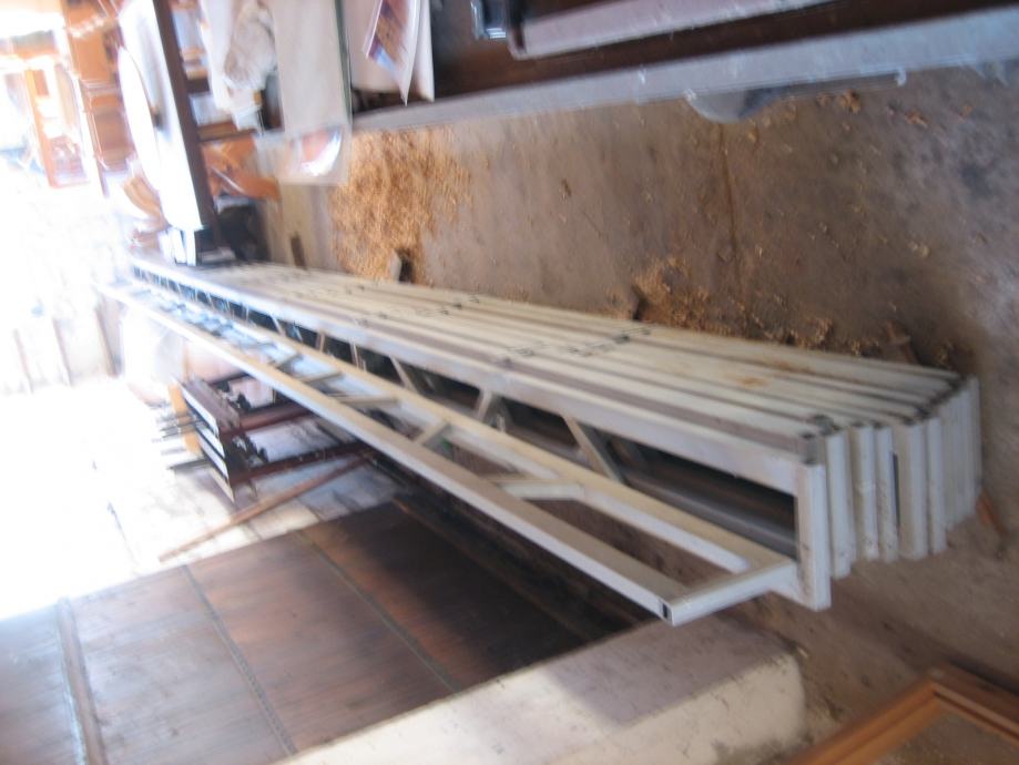 rešetkasti metalni nosači za krovišta