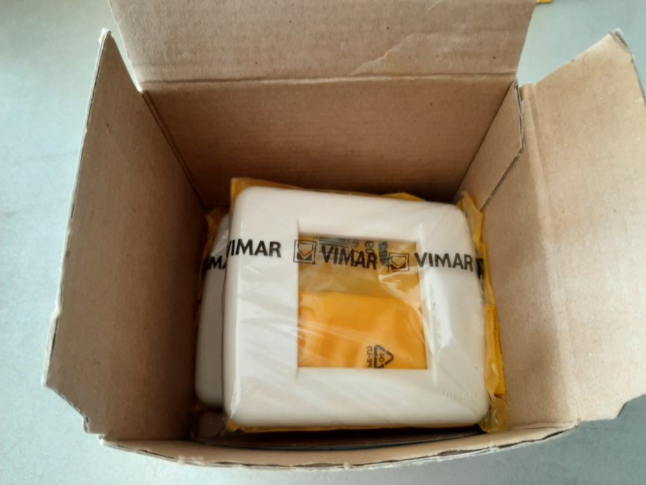 VIMAR IDEA okviri, rondo, classic, bijela i crna boja