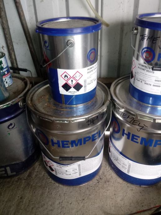 Završna dvokomponentna hempelova boja