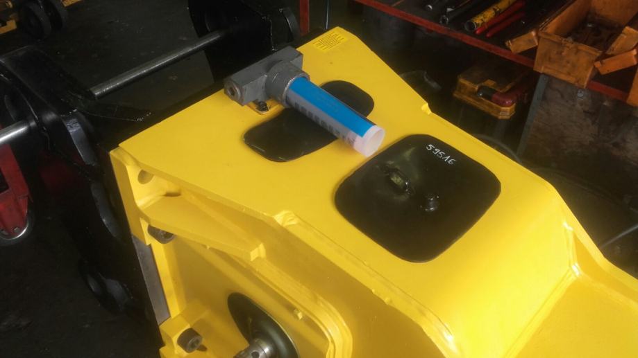 HIDRAULIČNI ČEKIĆ ATLAS COPCO HB 4200 DP