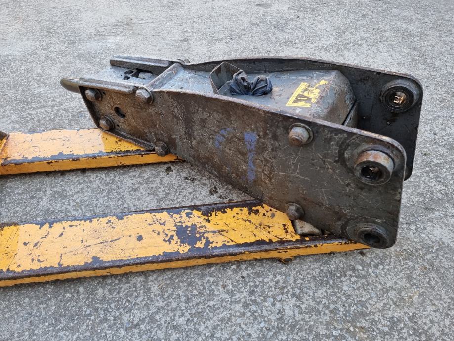 HIDRAULICNI CEKIC PIKAMER GEHL G 160