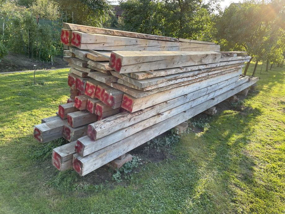 Suha jelova građa za izradu krovišta, nadstrešnica i sl.