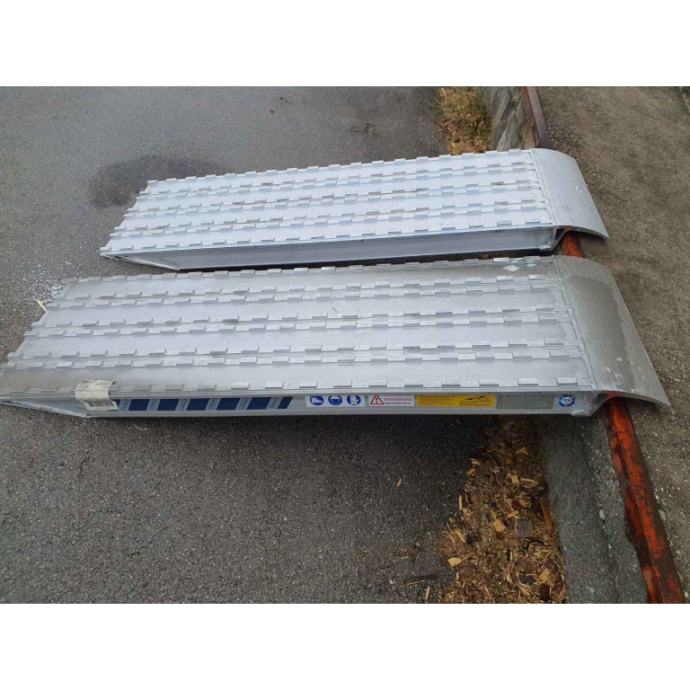 148 kg/par, 200 cm dužine, alu. rampa DIMA HD115/20S600