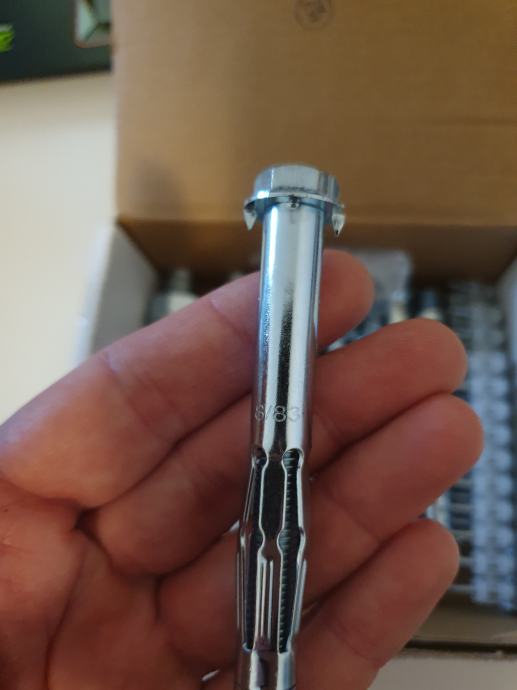 Hilti HST M12/20 i ostali razni materijal