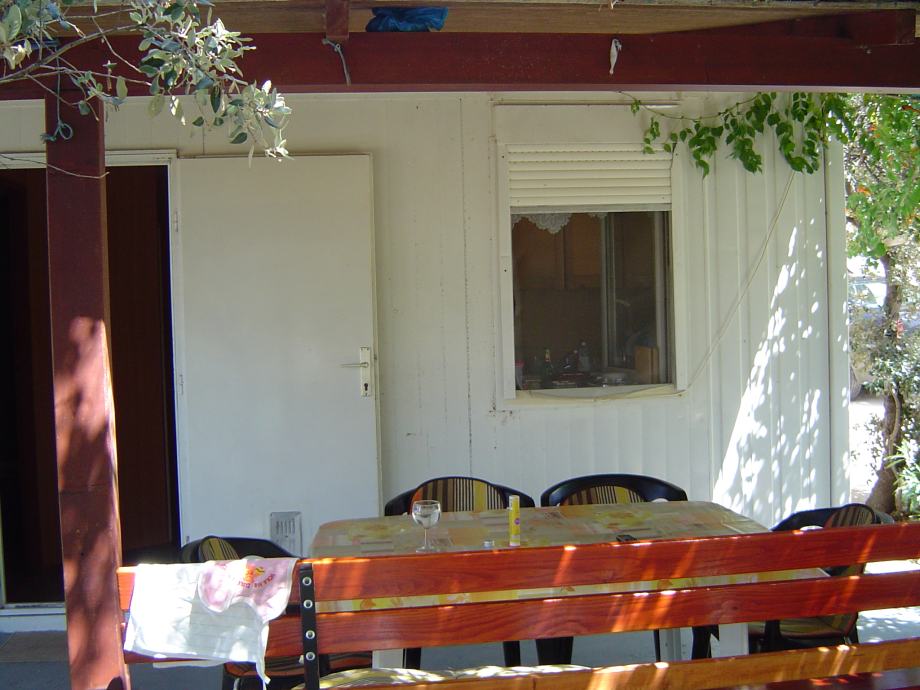 2 x kontejner - vikendica sa terasom - HITNO!