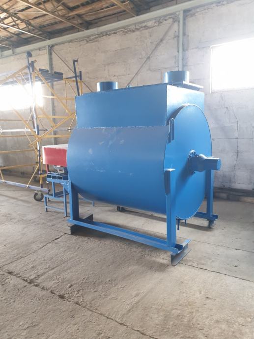 Carmix -Mikser za beton , glazure , žbuku , 2m3