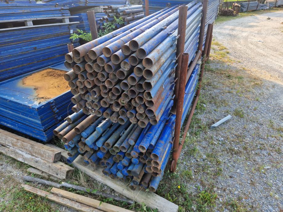 Ograda Građevinska zatvorena za gradilište.