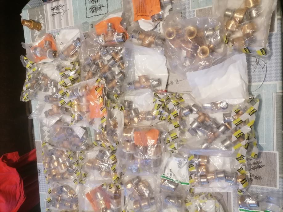 Vodoinstalaterski materijal