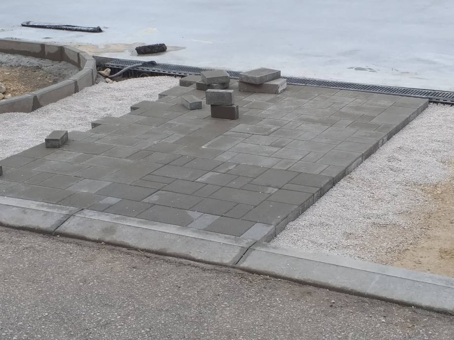 Građevinske usluge; gradnja, salovanje, betoniranje