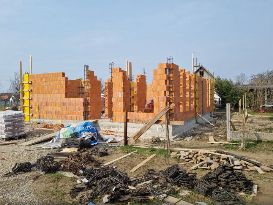 GRADNJA, DOGRADNJA I REKONSTRUKCIJA PRIVATNIH I POSLOVNIH OBJEKATA