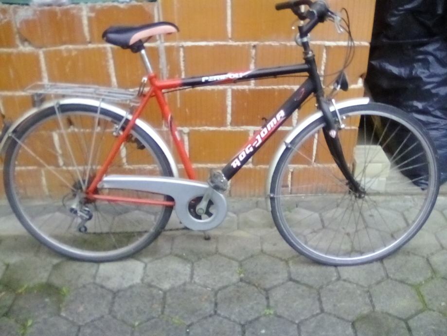 Komplet bicikala sa slike +dijelovi 1000kn.za SVE ČITAJ