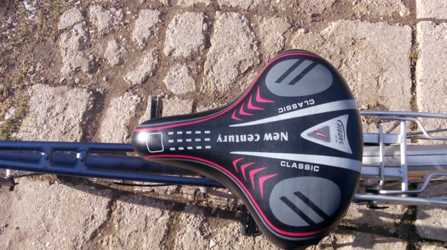 Trek 7600 gradski ženski bicikl -Rama 20 ocuvan