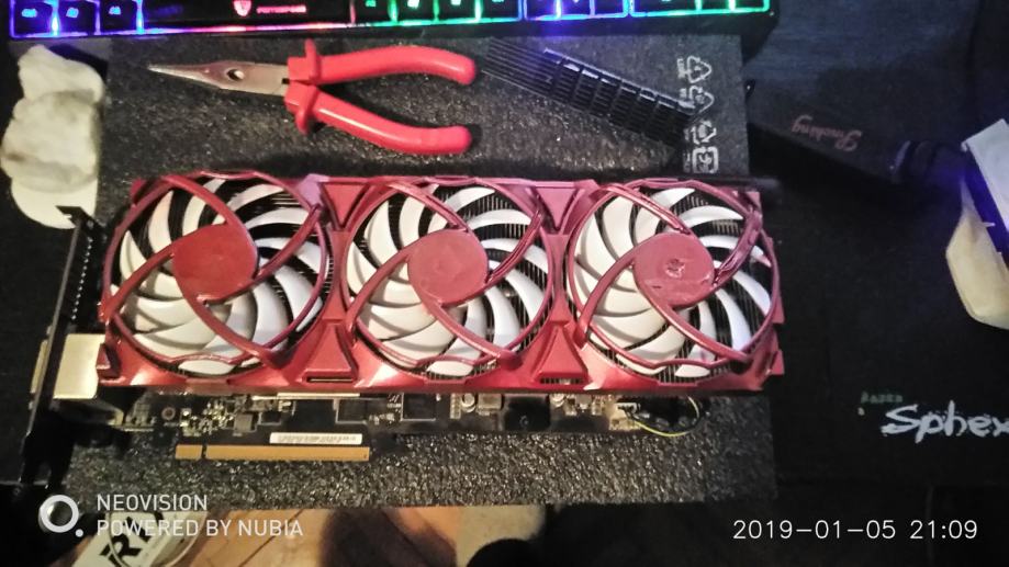 AMD Radeon MSI r9 290 4GB + artic accelero xtreme IV