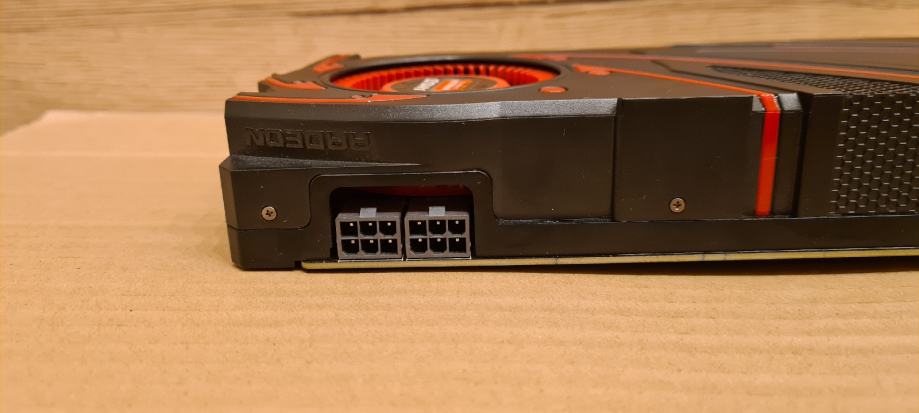 AMD Radeon R9 285 2GB GDDR5