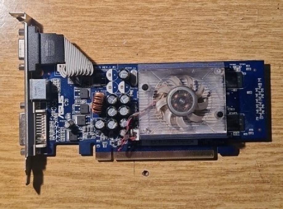 NVIDIA GeForce 8400 HS GDDR2 Low profile