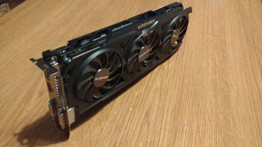 Gigabyte Radeon R9 270X OC Windforce